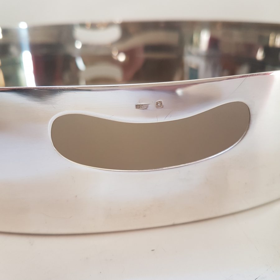 Plateau design en métal argenté - Lampodrome